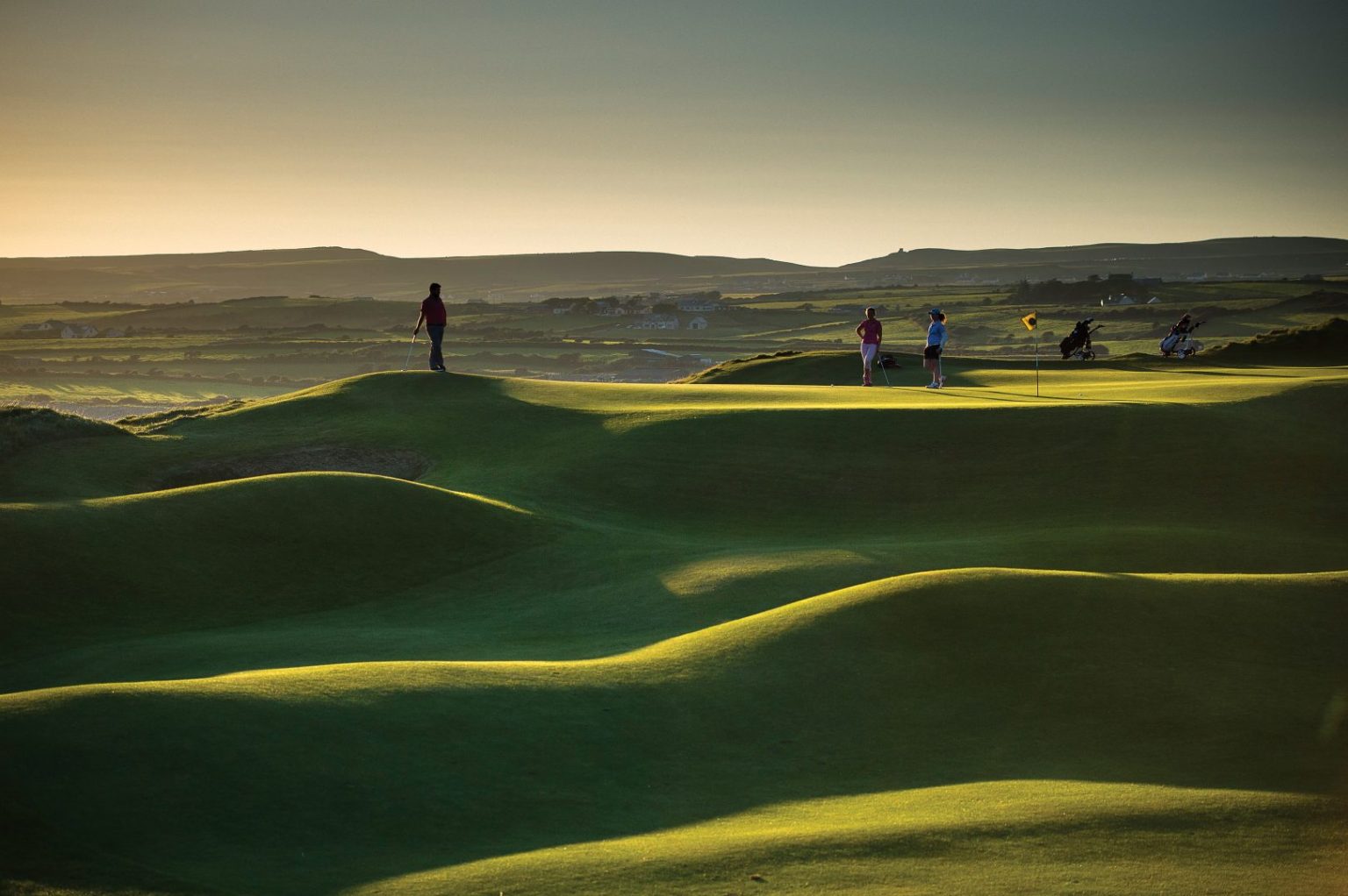 Golf breaks in Ireland and the UK: where to tee off this summer - Aer ...